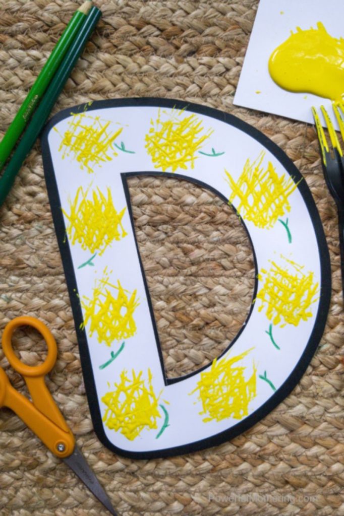 23 Letter “D” Crafts Kids Will Be Delighted to Make - Cool Kids Crafts